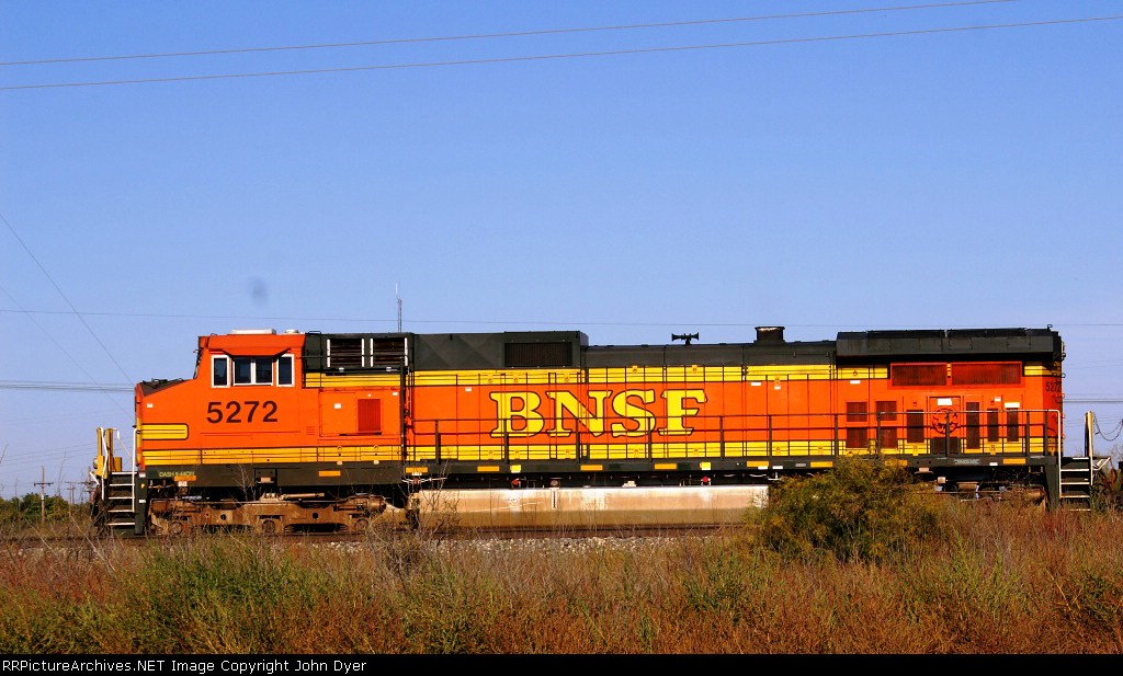 BNSF 5272